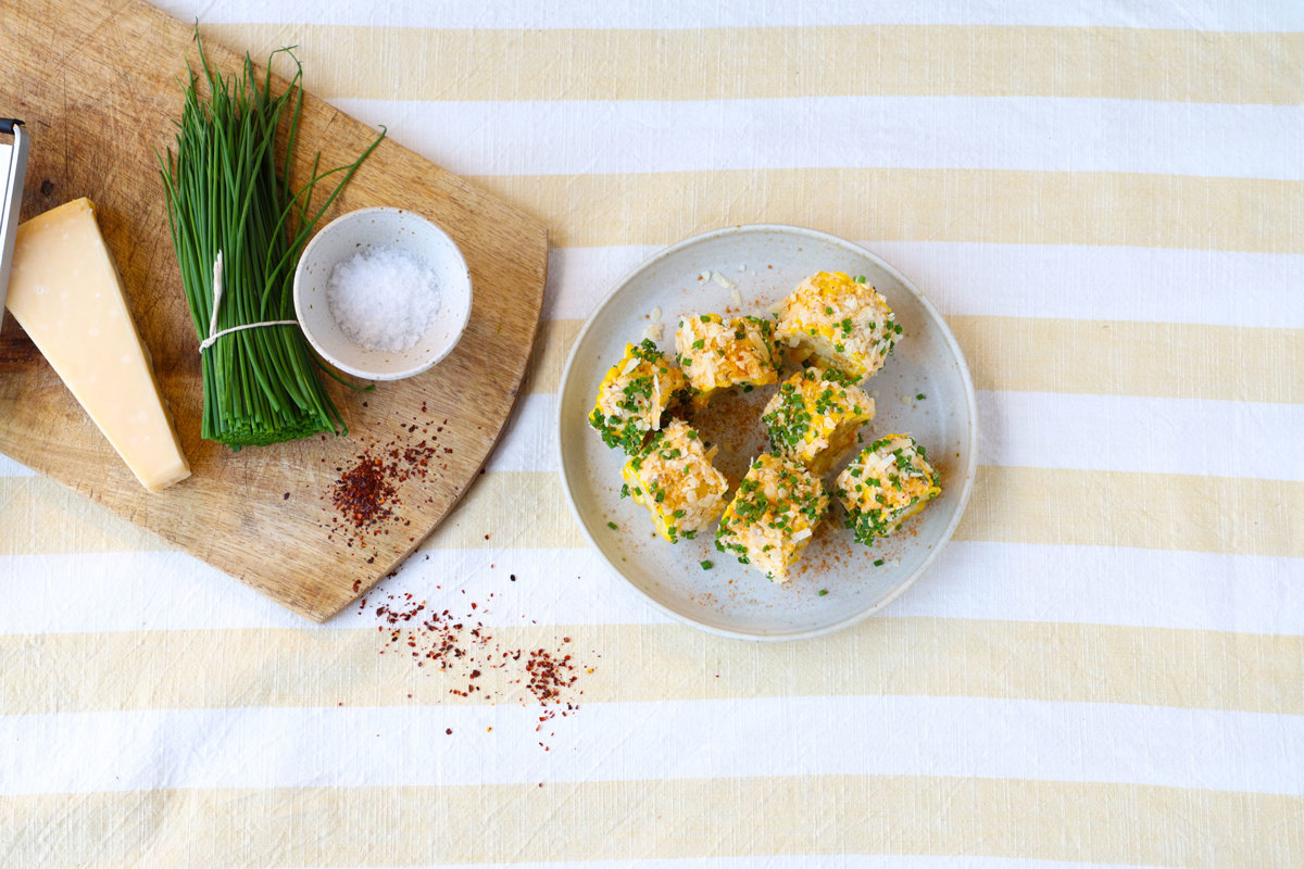 Majs med parmesan og chilismør: Simpel og lækker opskrift - Danish Crown