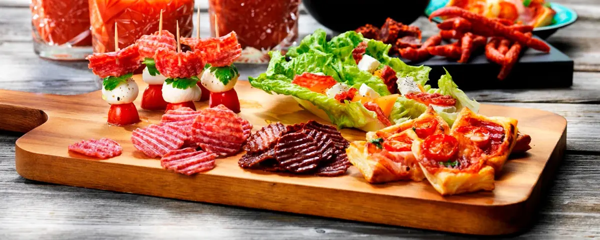 Minipizza med bacon och salami. Recept. GØL. - Danish Crown