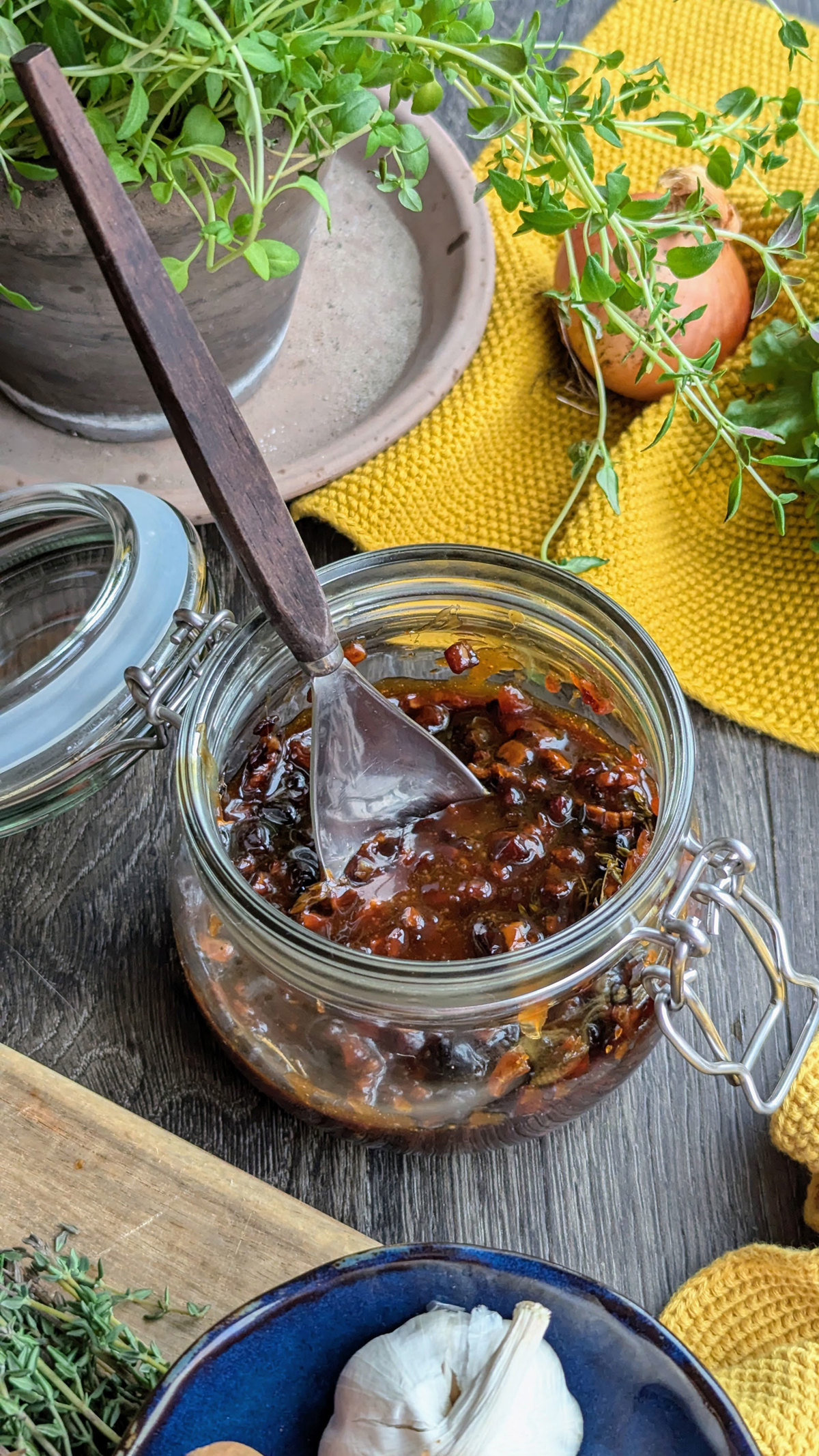 Hjemmelavet bacon jam - fyldig smag til aftensmad - Danish Crown