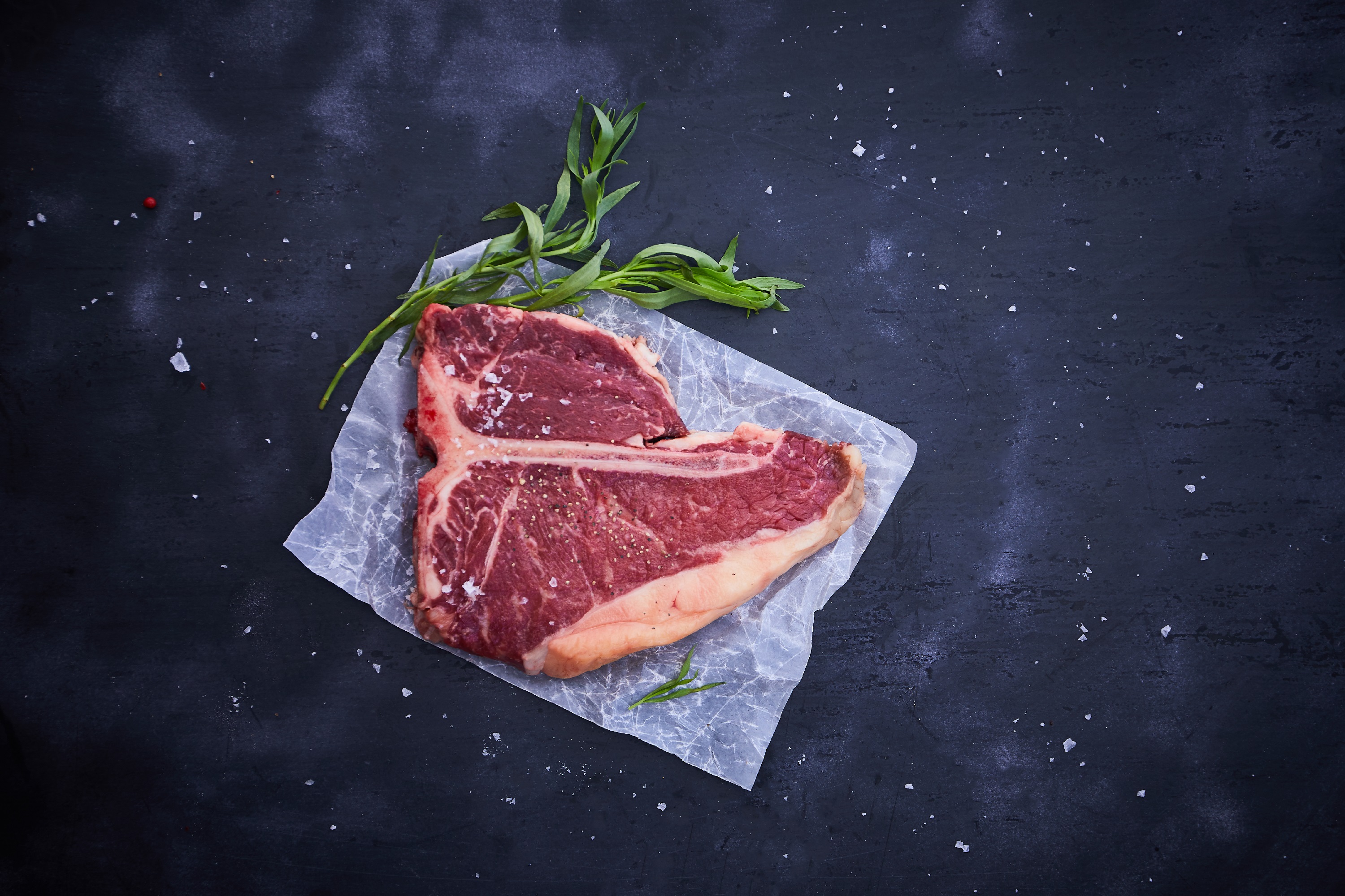 Bøffer og pølser på bølgen blå: Danish Crown Beef lander kontrakt med ...